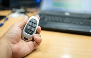 Keyless-Go-System: Einfach erklärt, Urteile, Wie versichern, Beim ...